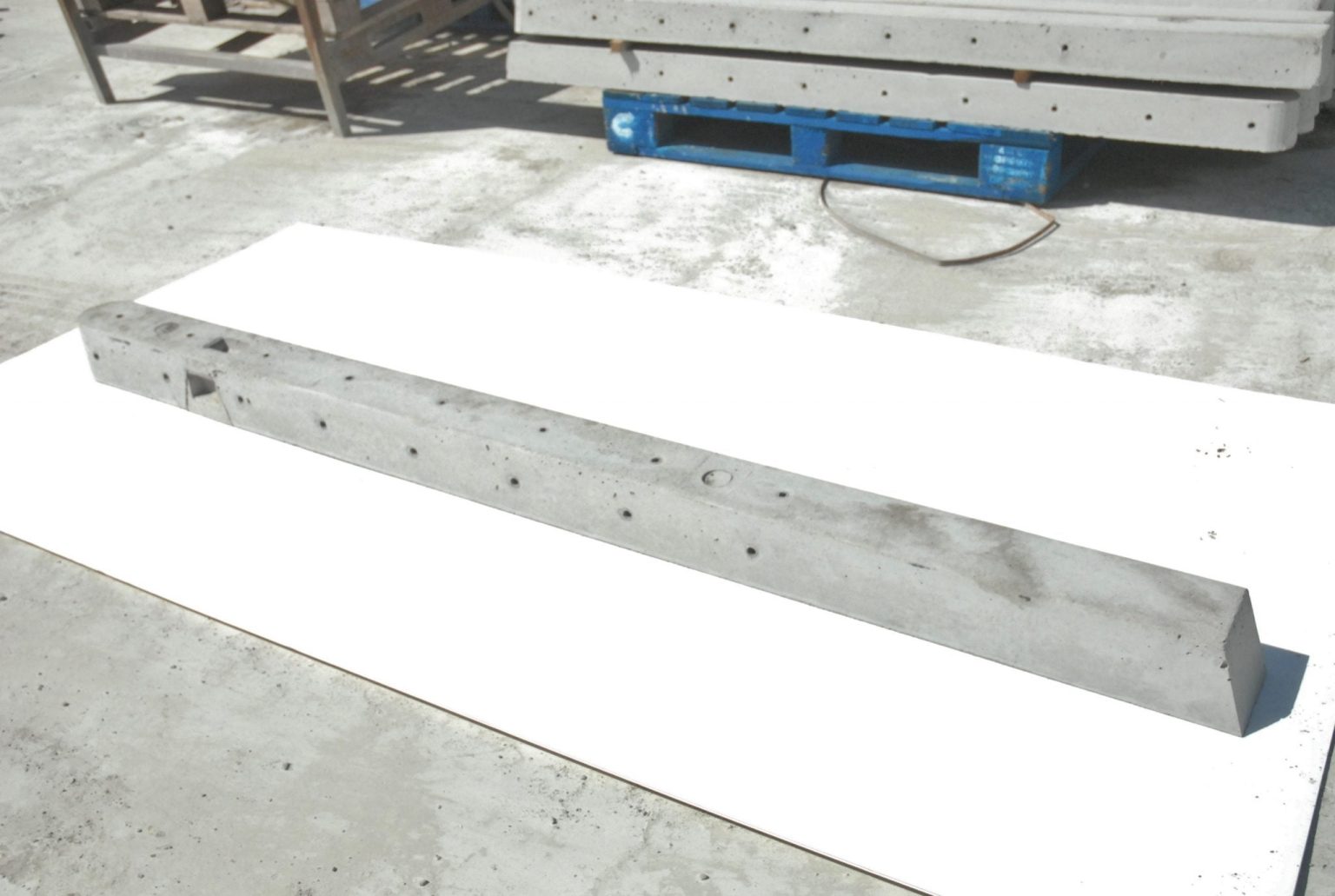 Heavy-Duty Straining Posts – Strong Fence End Support