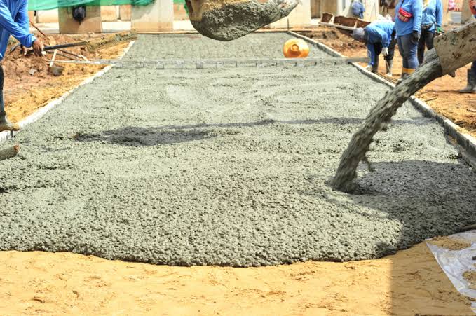 Pumping Concrete vs Traditional Pouring: Which Method Should You Choose?